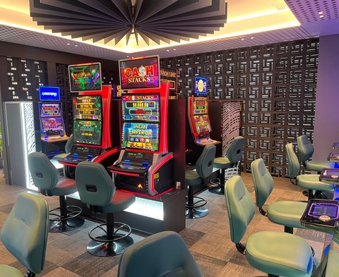 Maclean Bowling Club | Gaming Machine Bases Australia