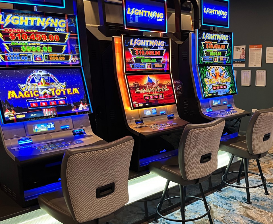 South West Rocks Country Club | Gaming Machine Bases Australia