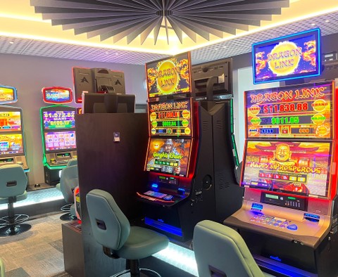 Maclean Bowling Club | Gaming Machine Bases Australia